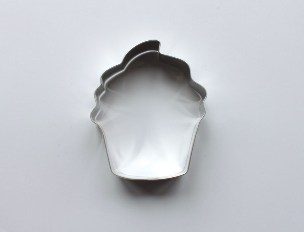 Ann Clark Cupcake Cutter with peak - Miss Biscuit