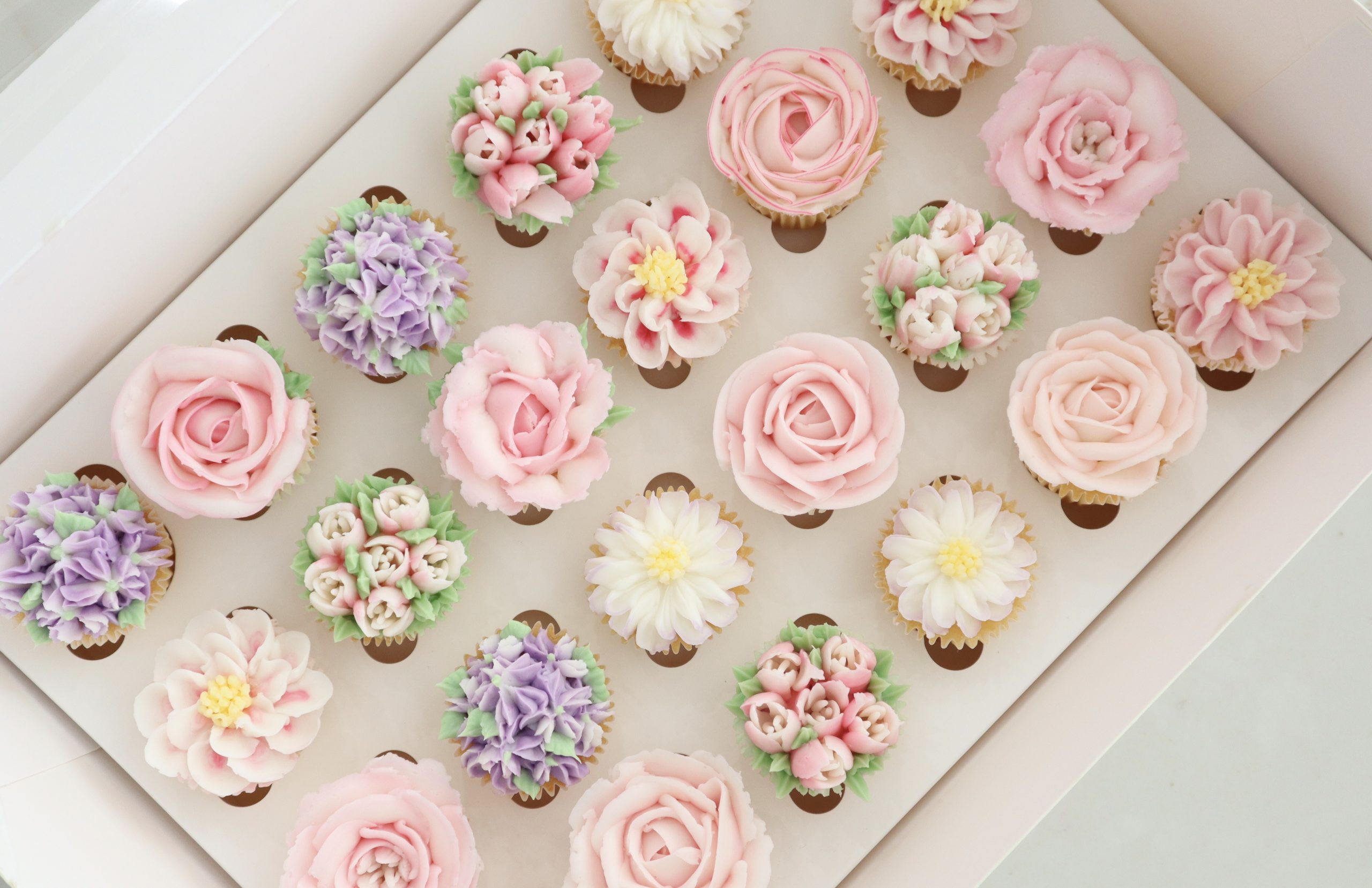 Secret Garden - Floral Mini Cupcake Class - Miss Biscuit